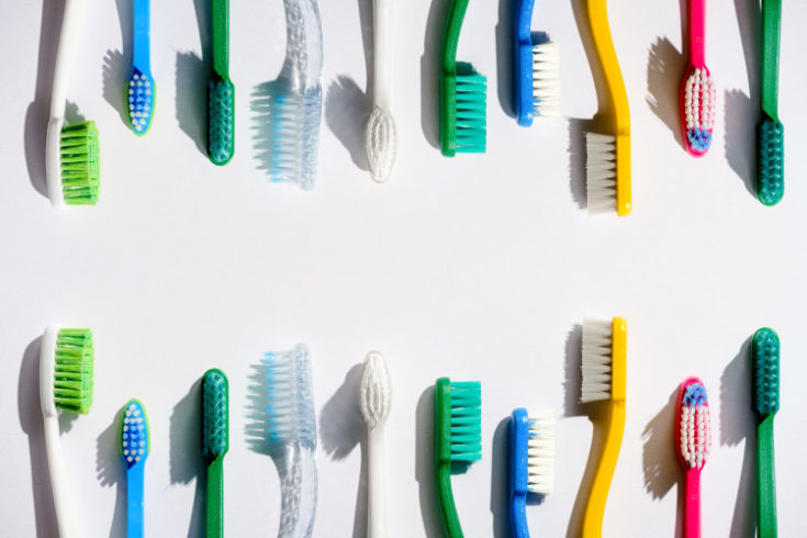 5 Signs You Need a New Toothbrush | Farmington Dentist